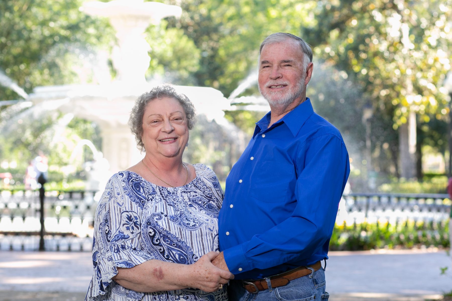 Merrell and Laura - anniversary photos in Forsyth Park - Dream Weaver ...